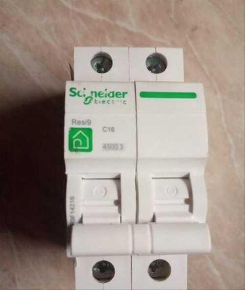 Schneider electric c120n