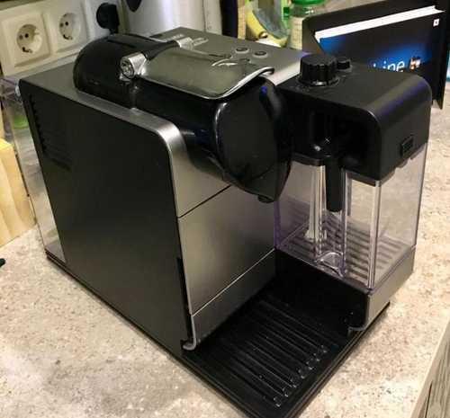 Кофевамашина/Кофеварка Nespresso Delonghi EN 520.S