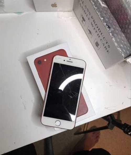 iPhone 7 Red Product