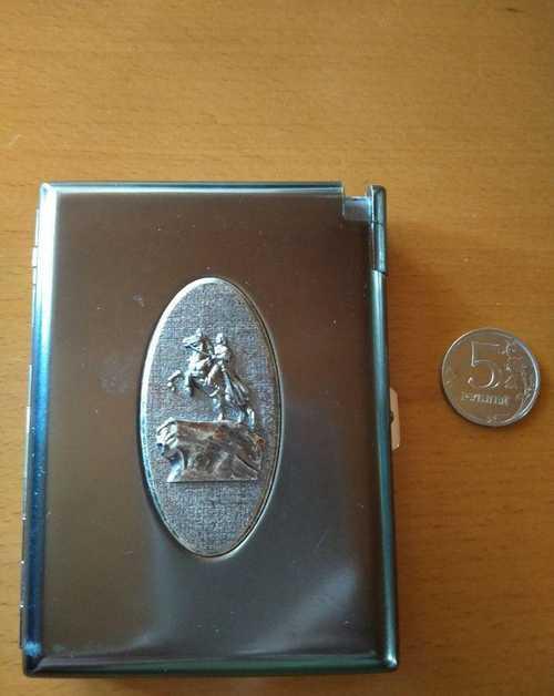 Портсигар Петр 1 с зажигалкой и внутренним футляро