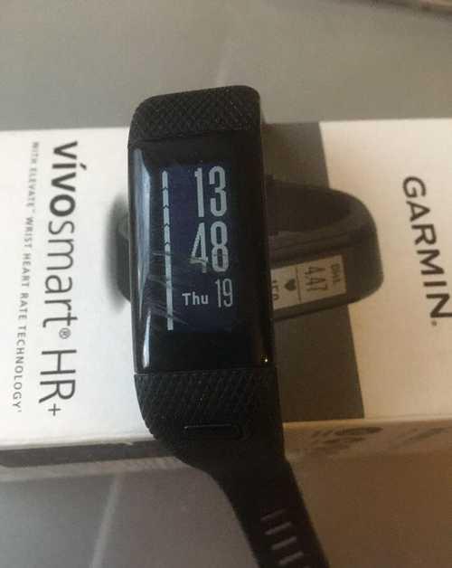 Смарт часы Garmin vivosmart hr plus