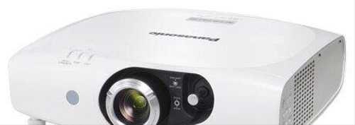 Лазерный проектор Panasonic PT-RZ370e