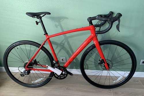 Шоссейный велосипед Trek Domane AL 2 Disc (2022)