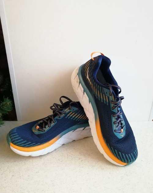 Беговые кроссовки Hoka Clifton 5. Размер 10US
