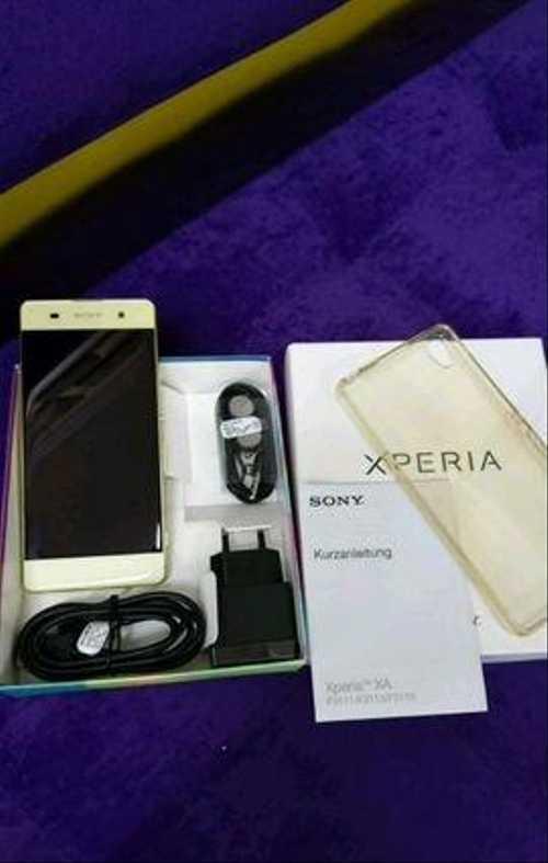 Телефон Sony Xperia XA