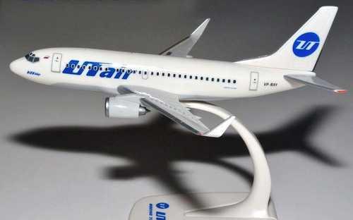 Модель самолета Boeing 737-500 Utair 1:180 Herpa