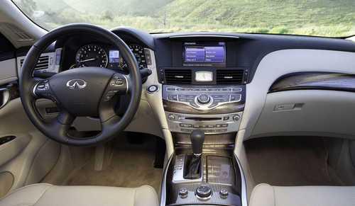 Торпедо передняя панель на Infiniti M Y43