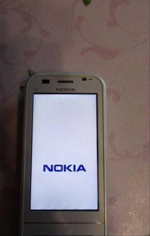 Nokia c6-00