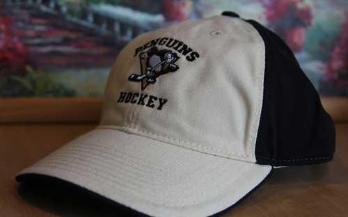 Кепка классика NHL Pittsburgh Penguins новая. Ori