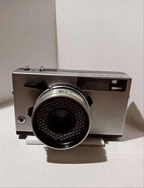 Плёночный фотоаппарат Zorki-10