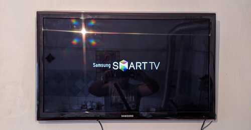 Телевизор LED Samsung UE32D5500