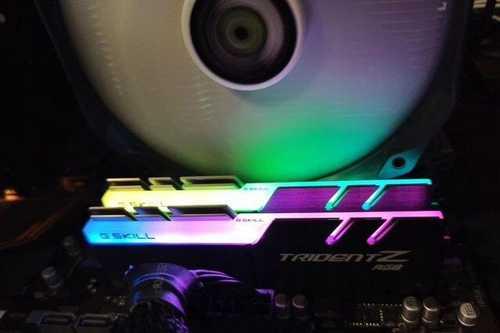 G.Skill Trident Z RGB 16GB 3000 MHz CL15