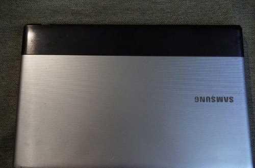 Ноутбук Samsung NP300E5A
