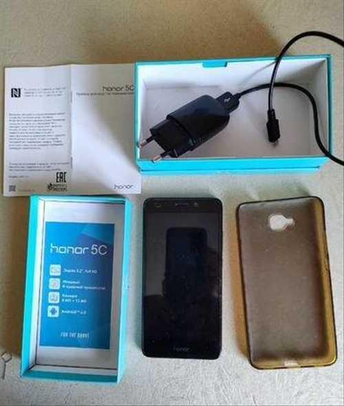 Телефон Honor 5c зарядка, чехол