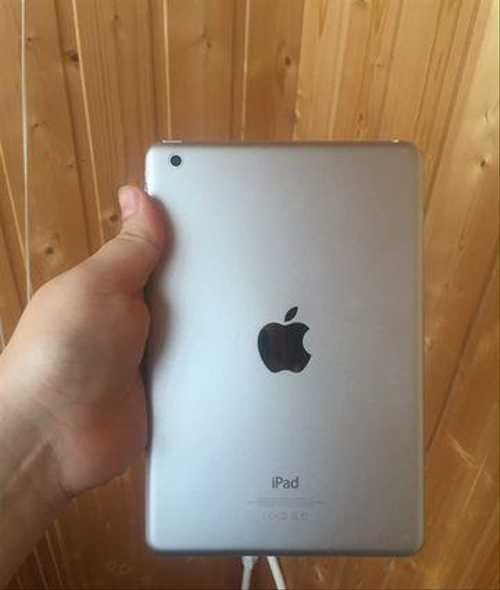 Планшет Apple iPad mini 16Gb Wi-Fi White (MD531RS