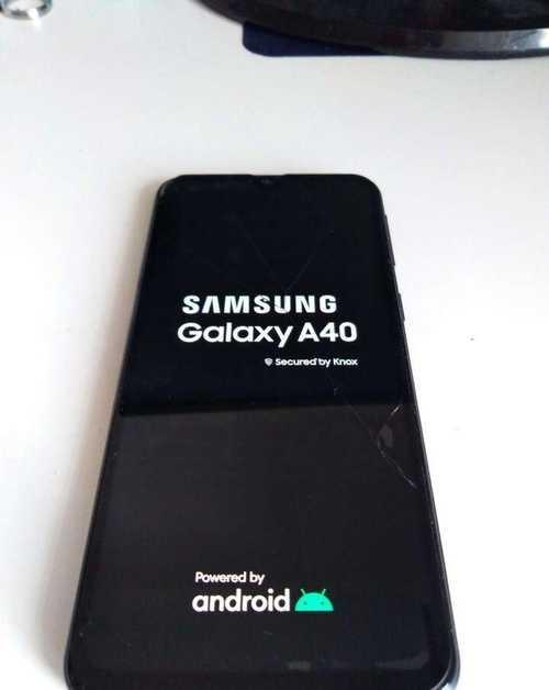 Samsung Galaxy A40 (коробка, документы)