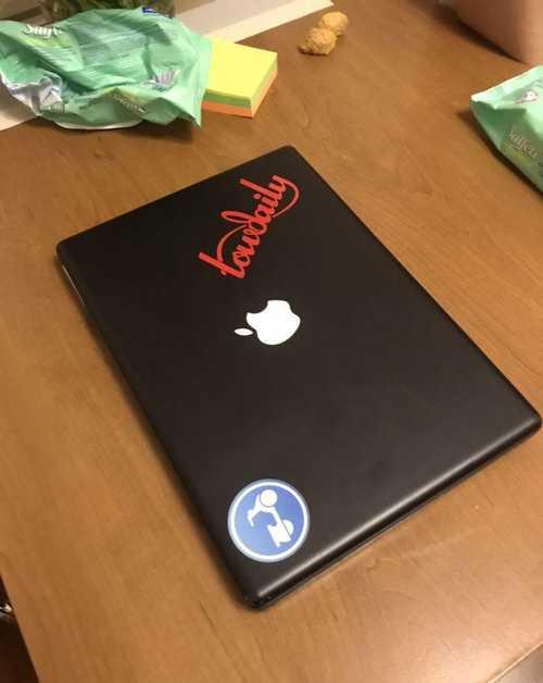 Apple MacBook А1181 2007 год