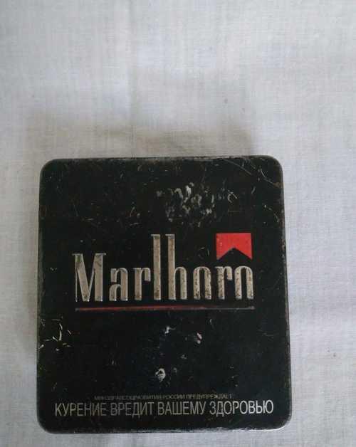 Жестяная коробка из под сигарет Marlboro