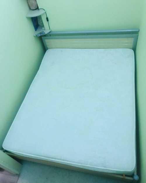 Кровать двухспальная 160х200 без матраса