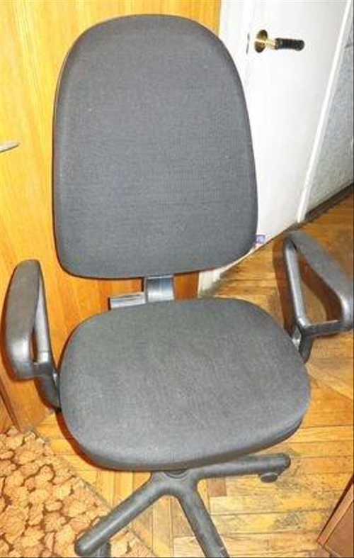 Компьютерный стул, поворотный