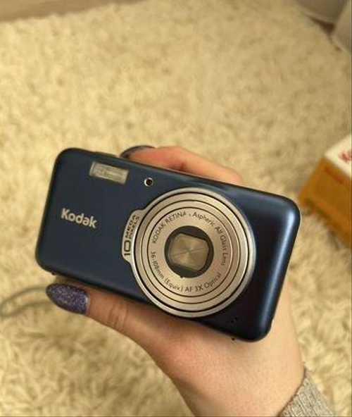 Компактный фотоаппарат Kodak EasyShare V1003