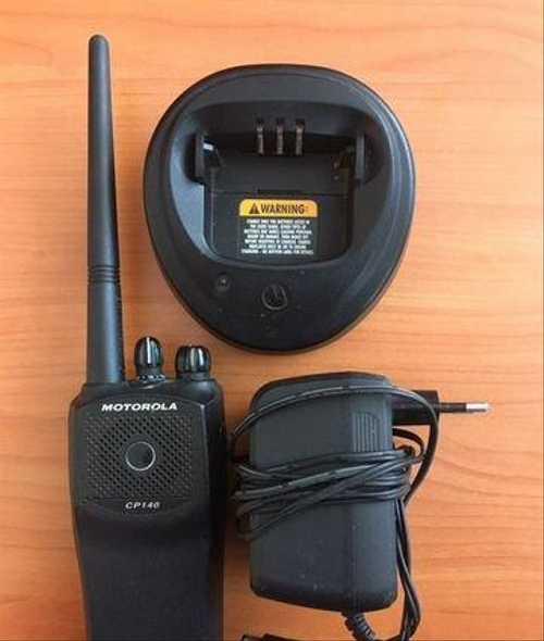 Радиостанция motorola cp-140