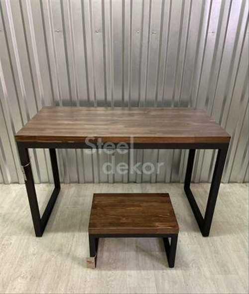Стол с массивом сосны / Письменный стол