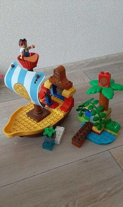 Lego duplo Пиратский корабль Джейка