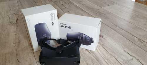 SAMSUNG Gear VR (2 шт) очки виртуальной реальности