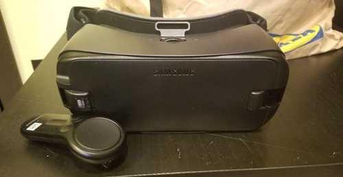 SAMSUNG Gear VR sm-r325 + джойстик