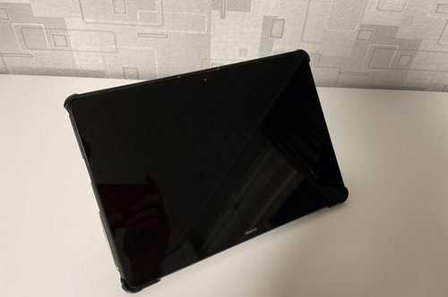 Компактный планшет Huawei MediaPad T5 16GB + Чехол