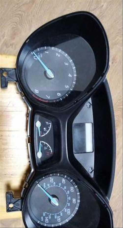 Панель приборов Ford focus 3