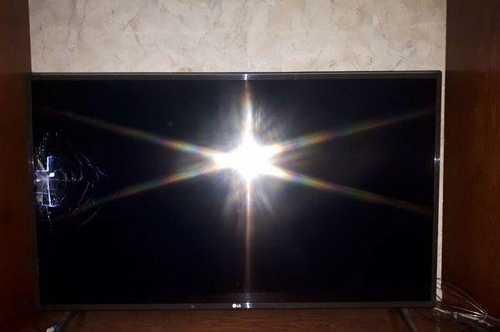 Телевизор LG 43UJ630V