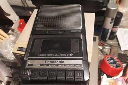 Кассетный магнитофон Panasonic RQ-2102