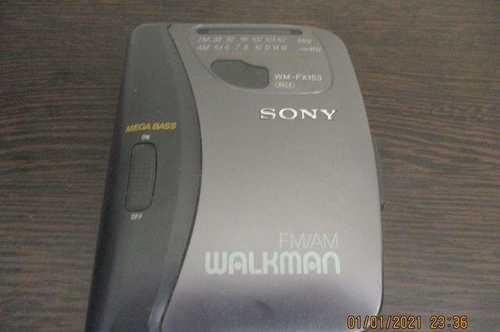 Кассетный, винтажный плеер Sony Walkman WM-FX 153