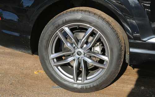 Колеса на Audi Q7 4M 285/45R20