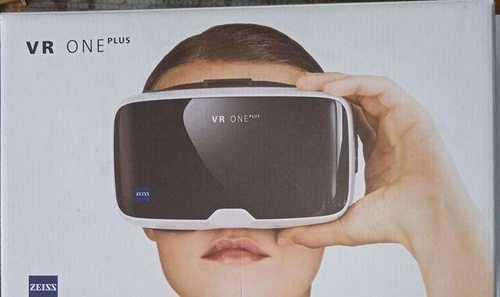 Шлем очки виртуальной реальности VR One plus Zeiss