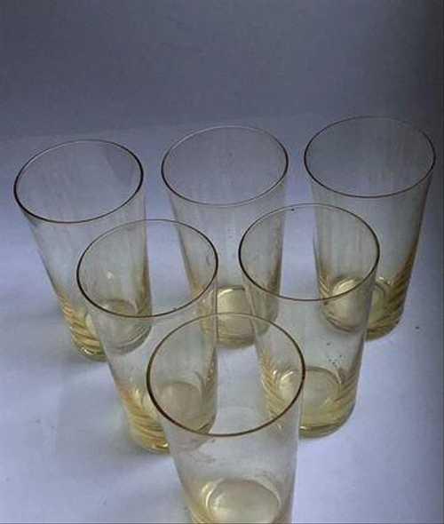 8 стаканов тонкого желтого стекла