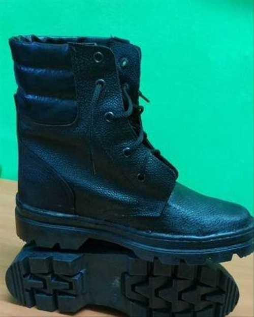 Ботинки черные с защитой подноска