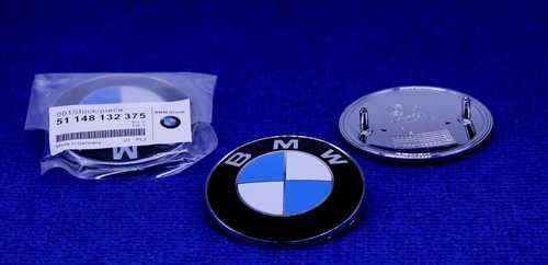 Эмблема BMW на заднею дверь и капот 83мм син/бел
