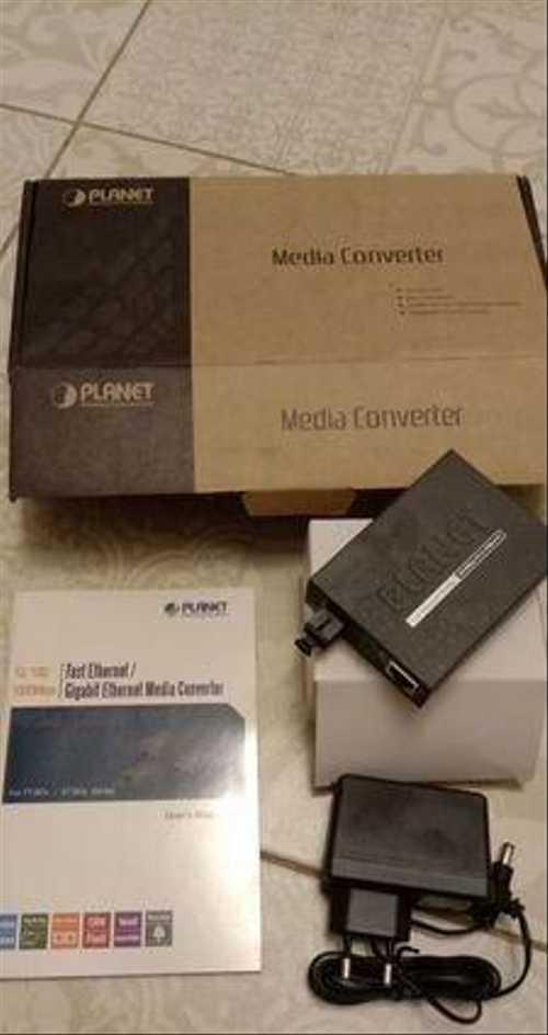 Медиа-конвертер Planet FT-806B20 новый
