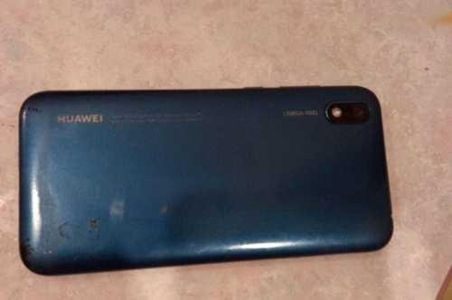 Huawei Y8