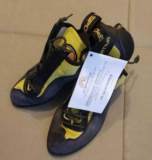 Скальные туфли La Sportiva Miura 44 (men UK 9.5)