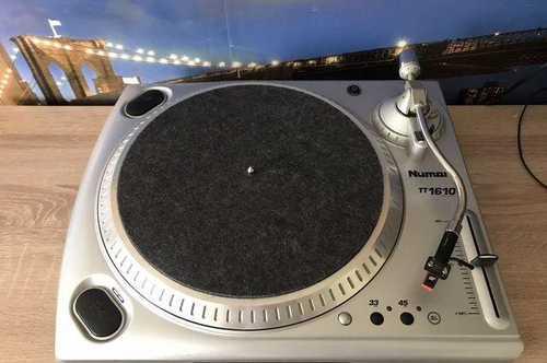 Numark TT1610