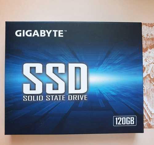 SSD диск gigabyte 120гб новый