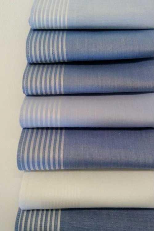 Наборы из голубых платков с вышивкой