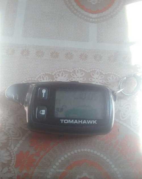 Брелок от tomahawk 9010