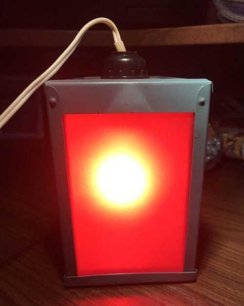 Фото фонарь, лампа с красным фильтром. СССР