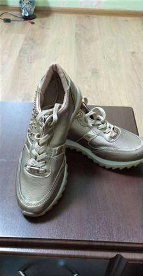 Ботинки женские 37 размер натуральная кожа новые