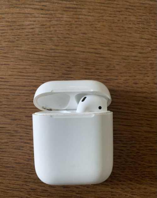Наушник AirPod правый + чехол